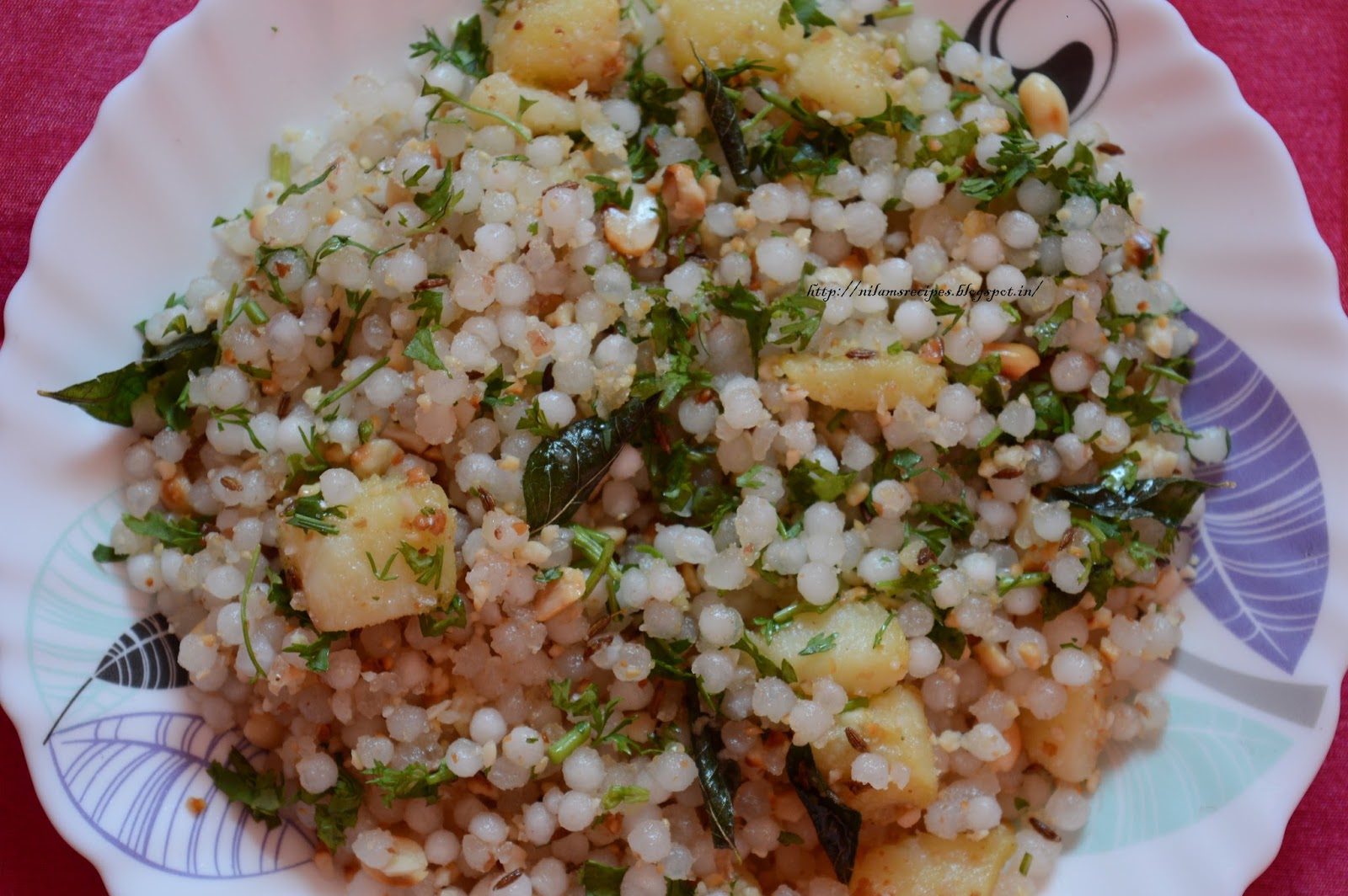 Sabudana Khichadi | Sabudana Khichdi Recipe in Marathi Style | साबुदाणा ...
