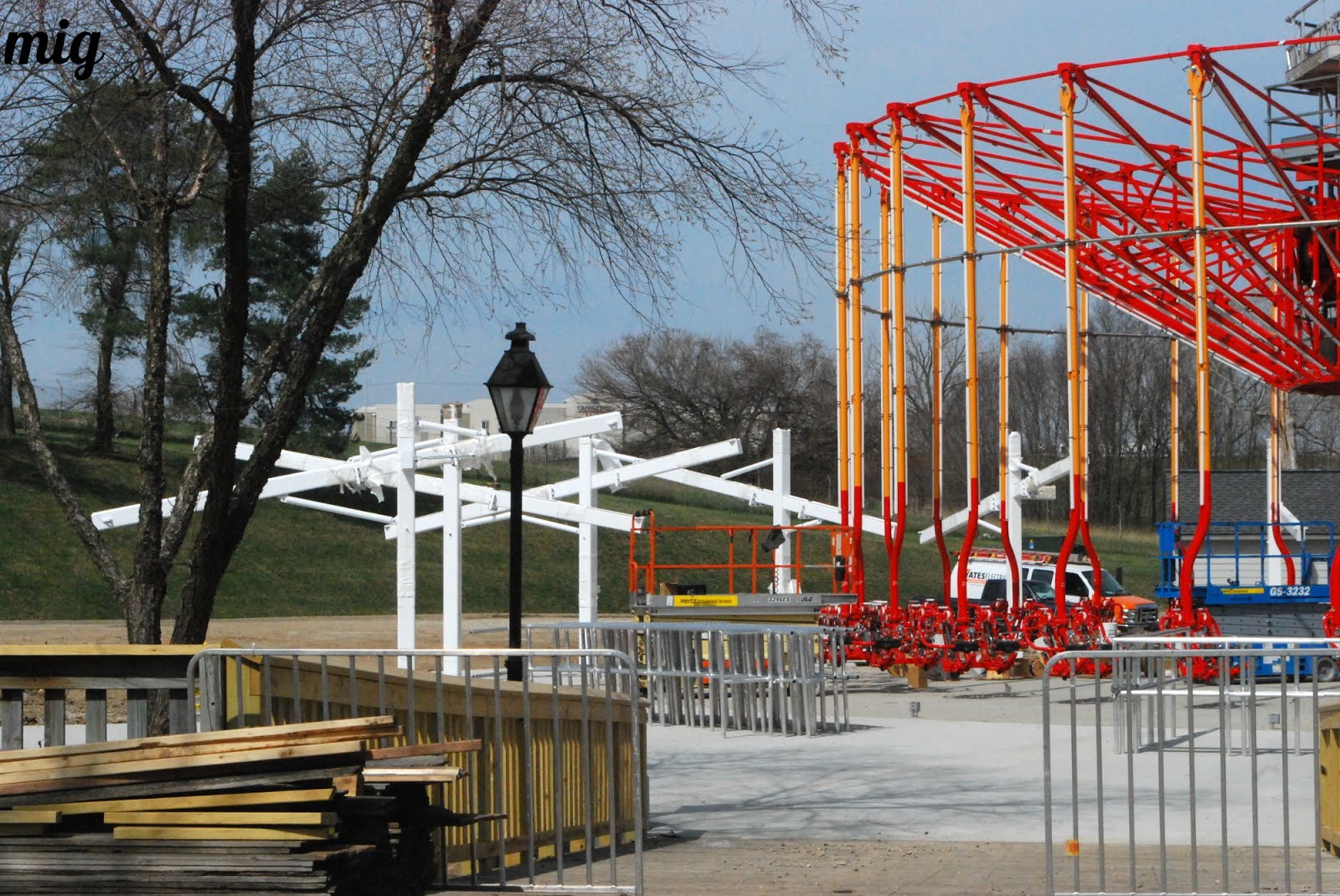 MidwestInfoGuide: Steel Hawk Construction (WOF)