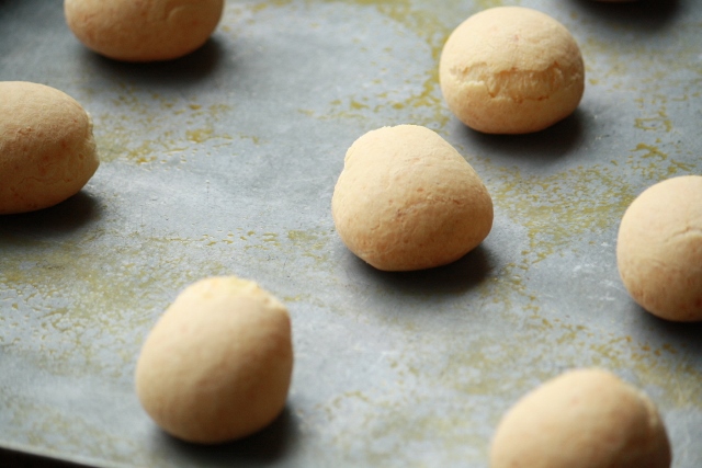 Chipa By The Dozen: Cuñapé al horno / Baked Cuñapé