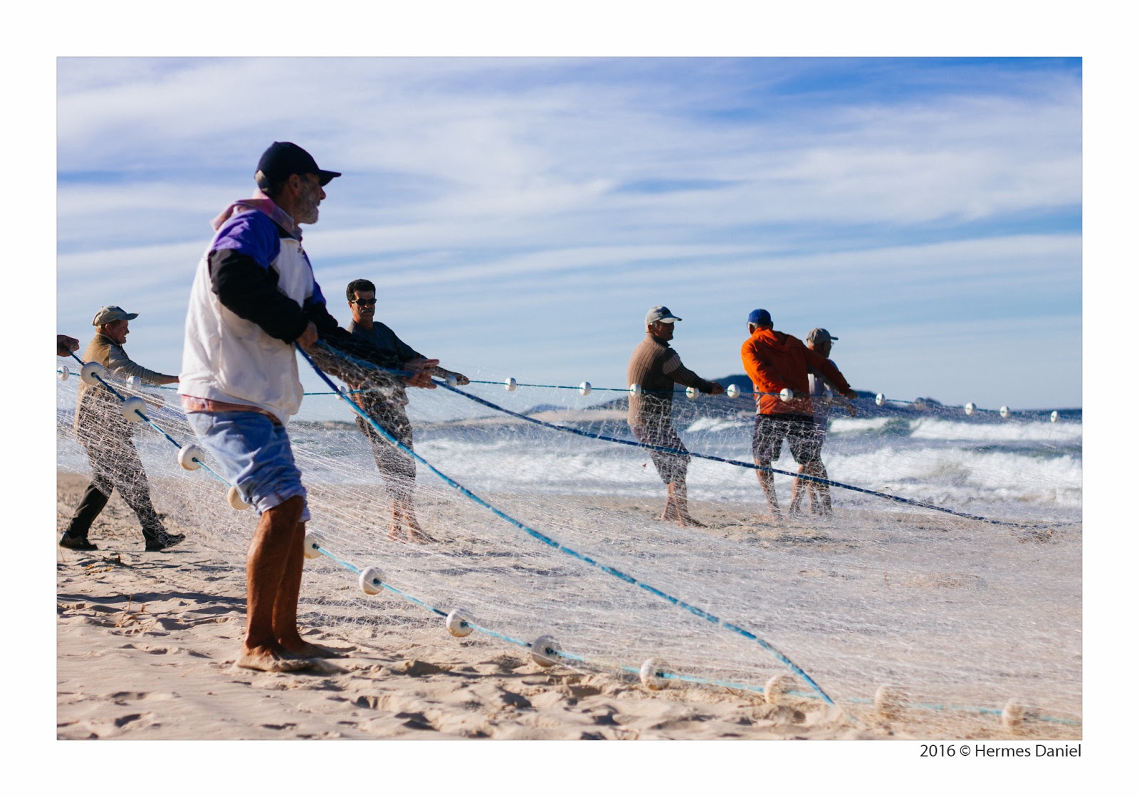Uma tarde pesca na Praia do Campeche - Campeche Fatos e Fotos