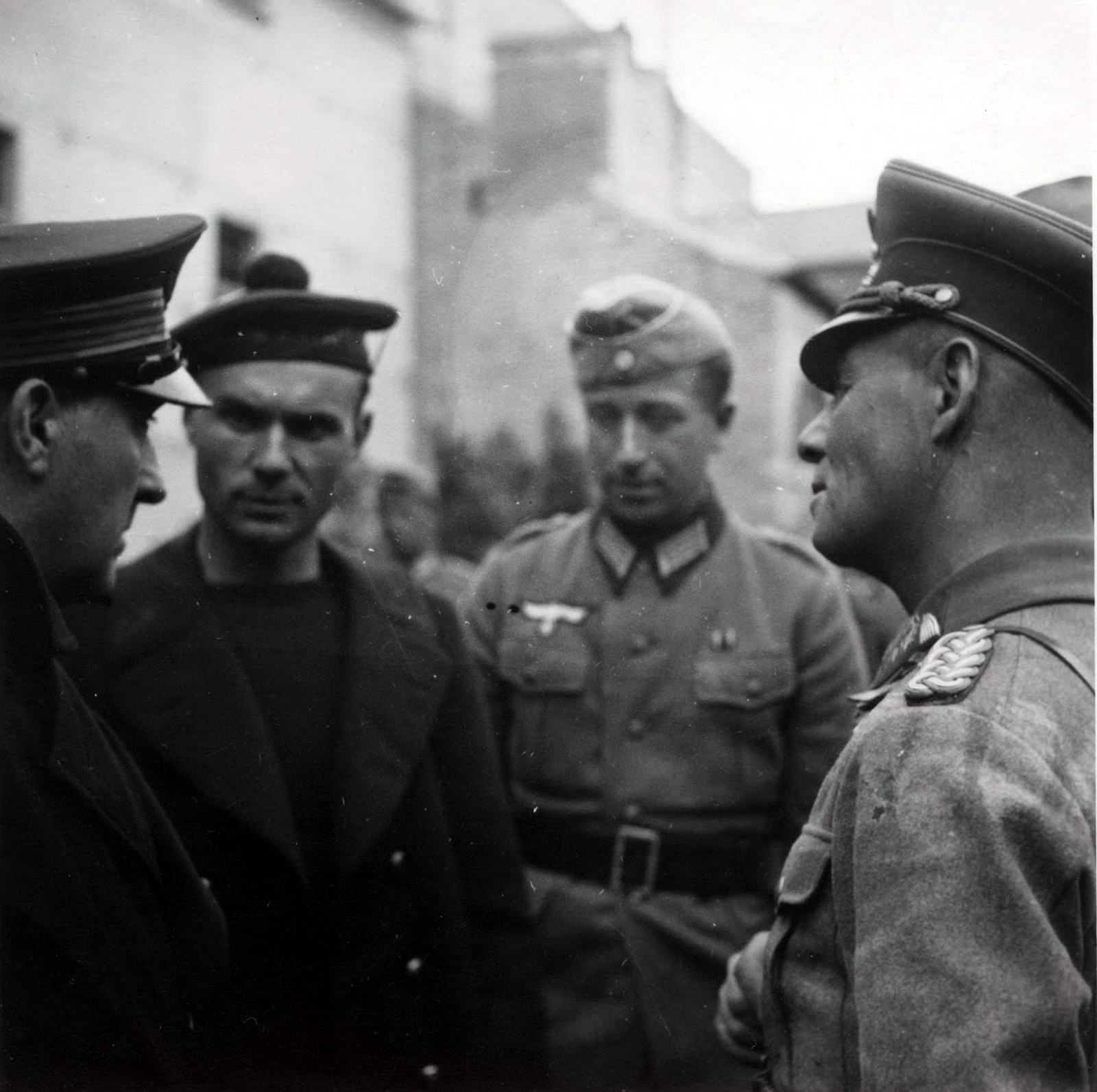 NAZI JERMAN: Foto Erwin Rommel Sebagai Komandan 7. Panzer-Division