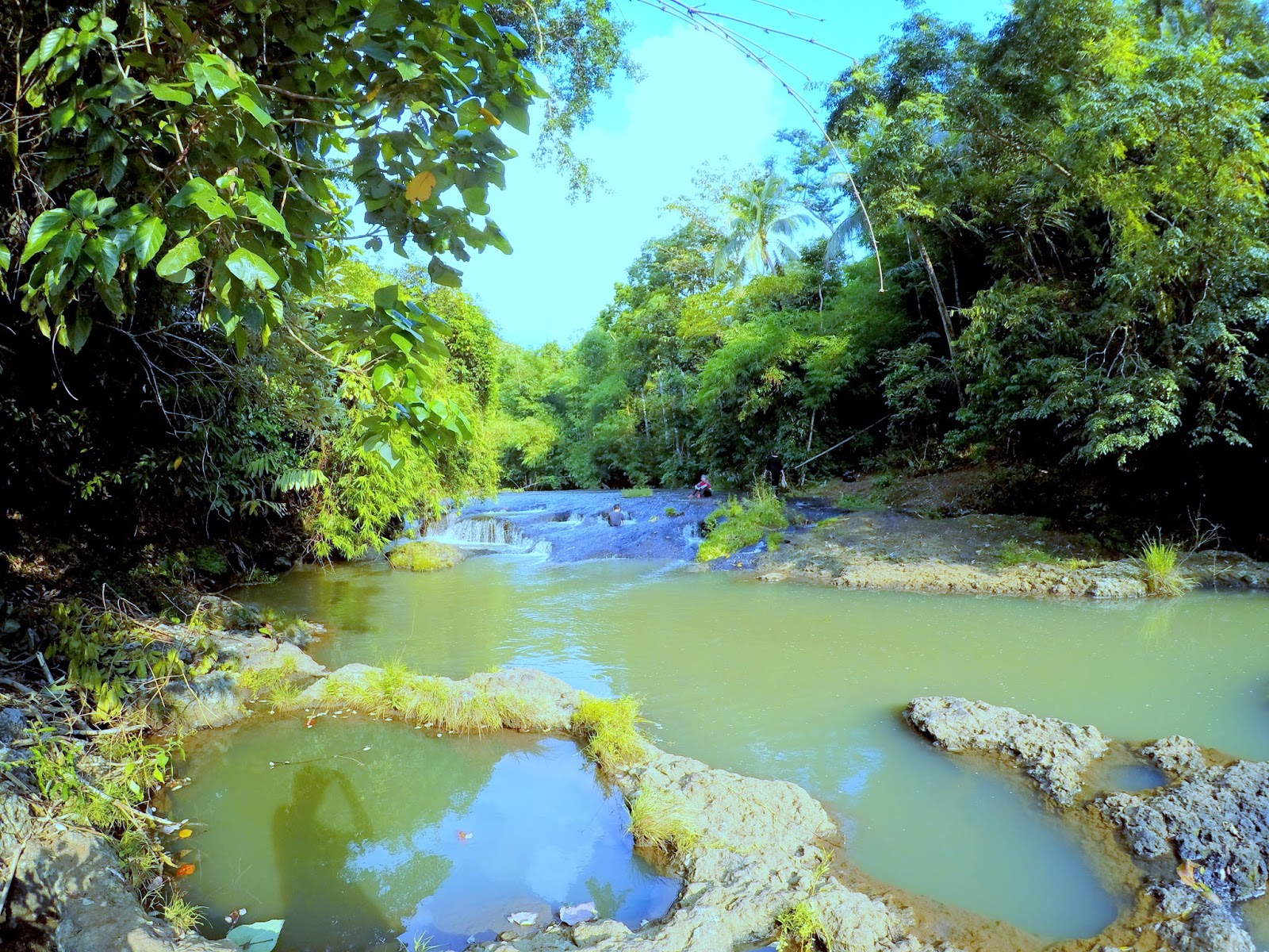 Hulugan Falls Luisiana Laguna - moredantravels