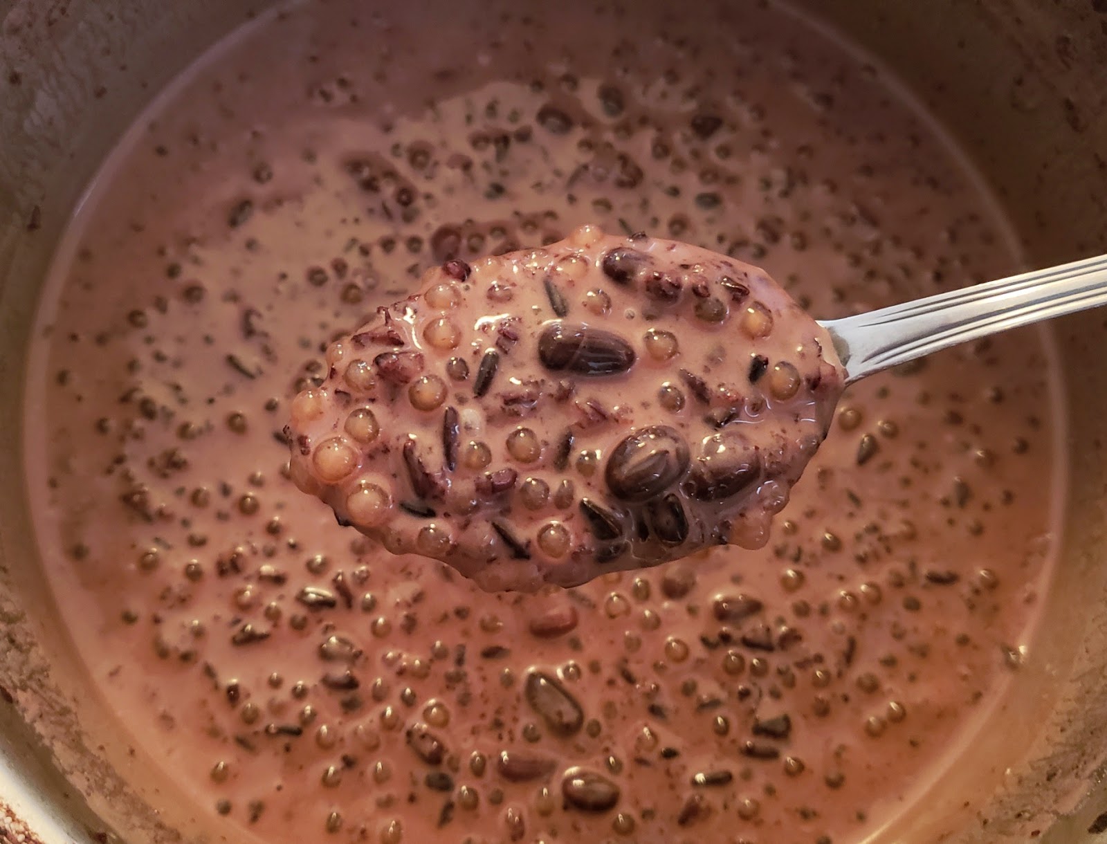 Susan's Savour-It!: Red Bean Sticky Black Rice Tapioca Coconut Soup...