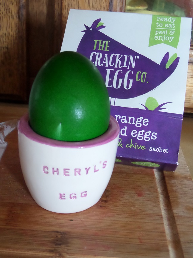 Madhouse Family Reviews: How do you like your eggs? (The Crackin' Egg ...