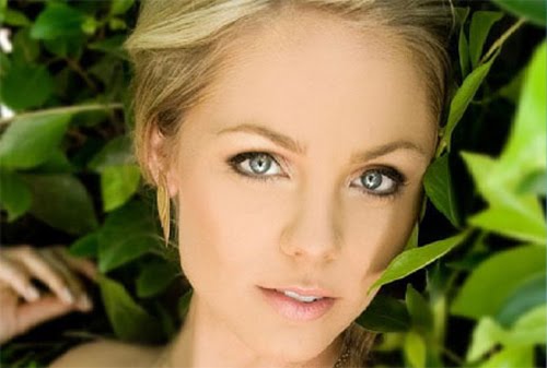 Top 10 Canadian Beautiful Actresses