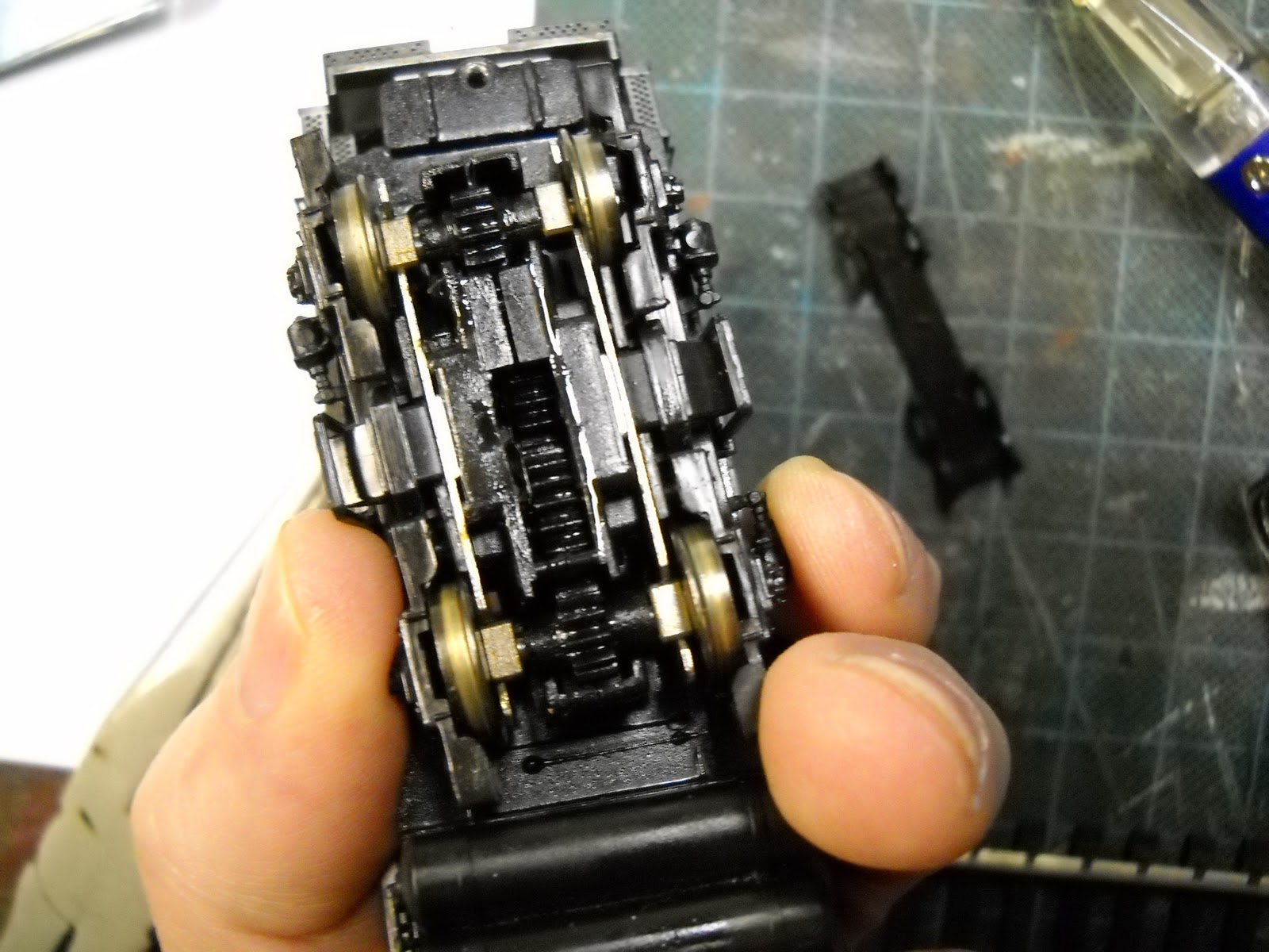 How to fix Proto 2000 axles -- the dreaded P2K split axle epidemic.