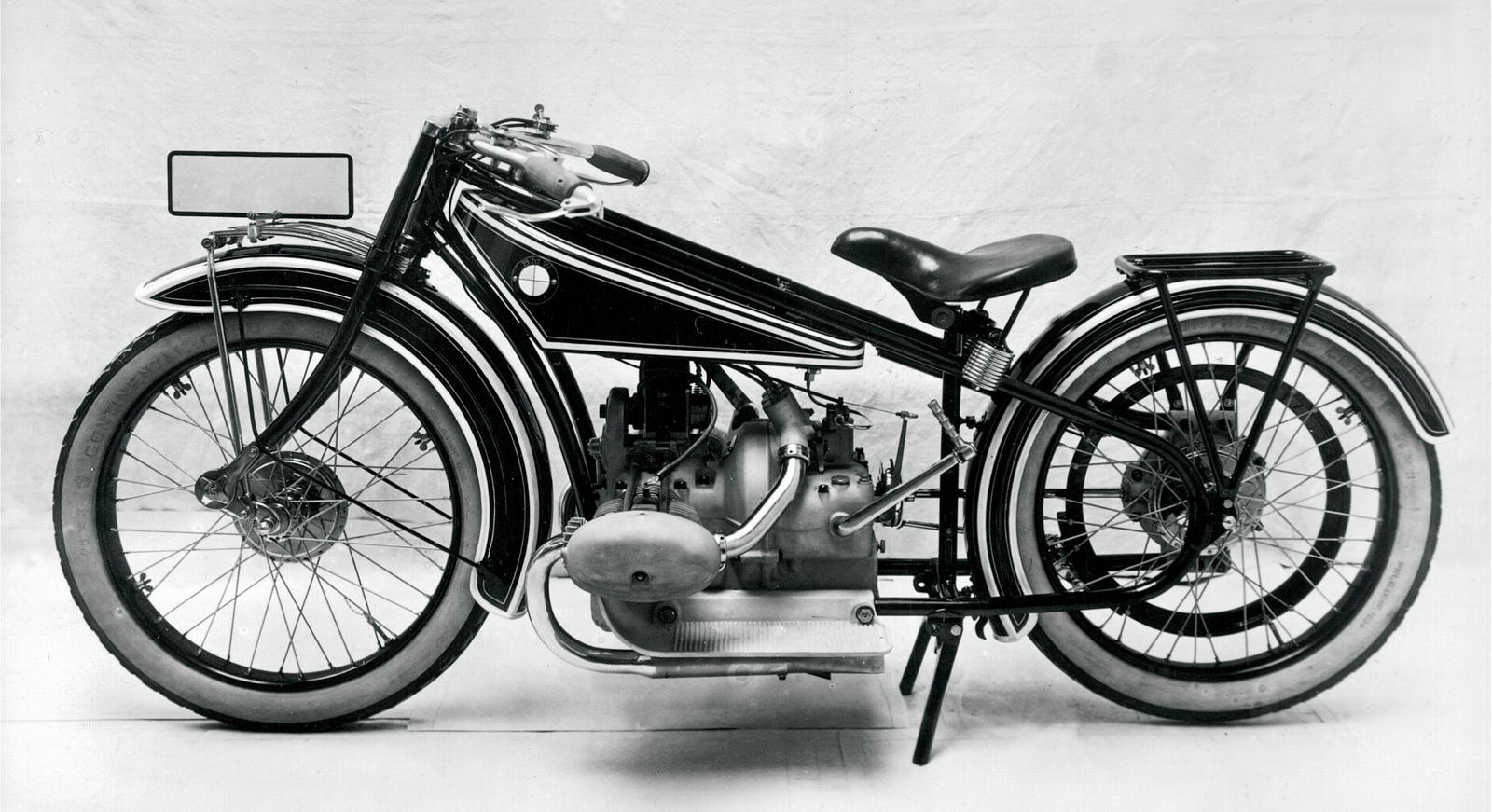 BMW Motorcycle History: YEAR 1925