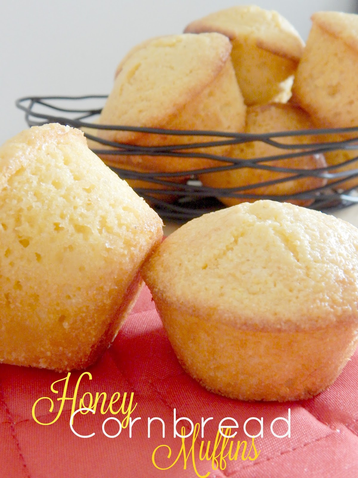 Honey Cornbread Muffins | Ally's Sweet & Savory Eats Honey Cornbread Muffins | Ally's Sweet & Savory Eats