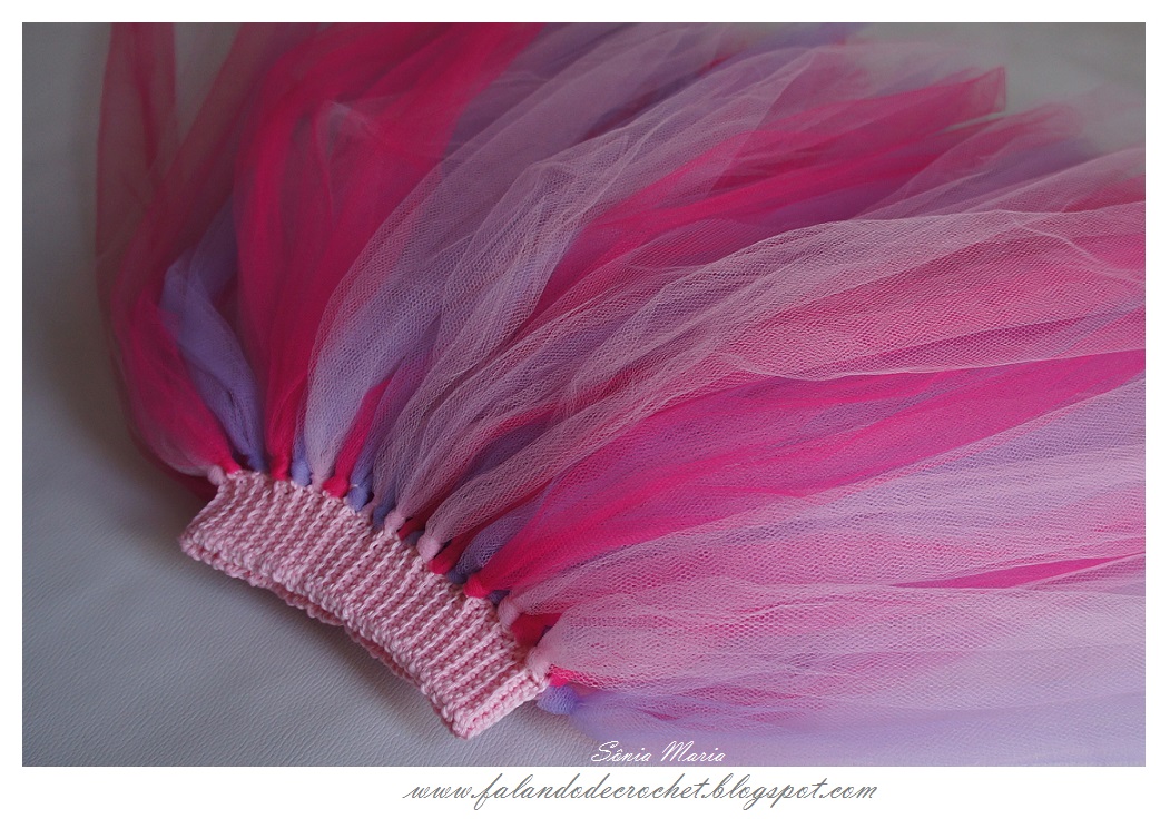 SAIA TUTU TULE E CROCHE