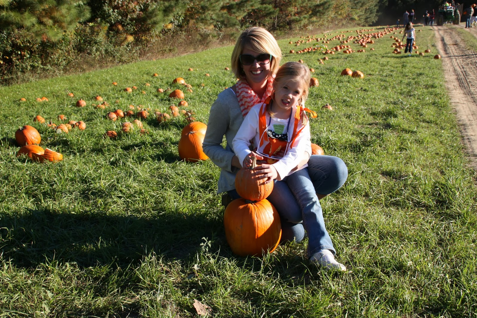 Maggie Elizabeth: Pumpkin Patch Fun