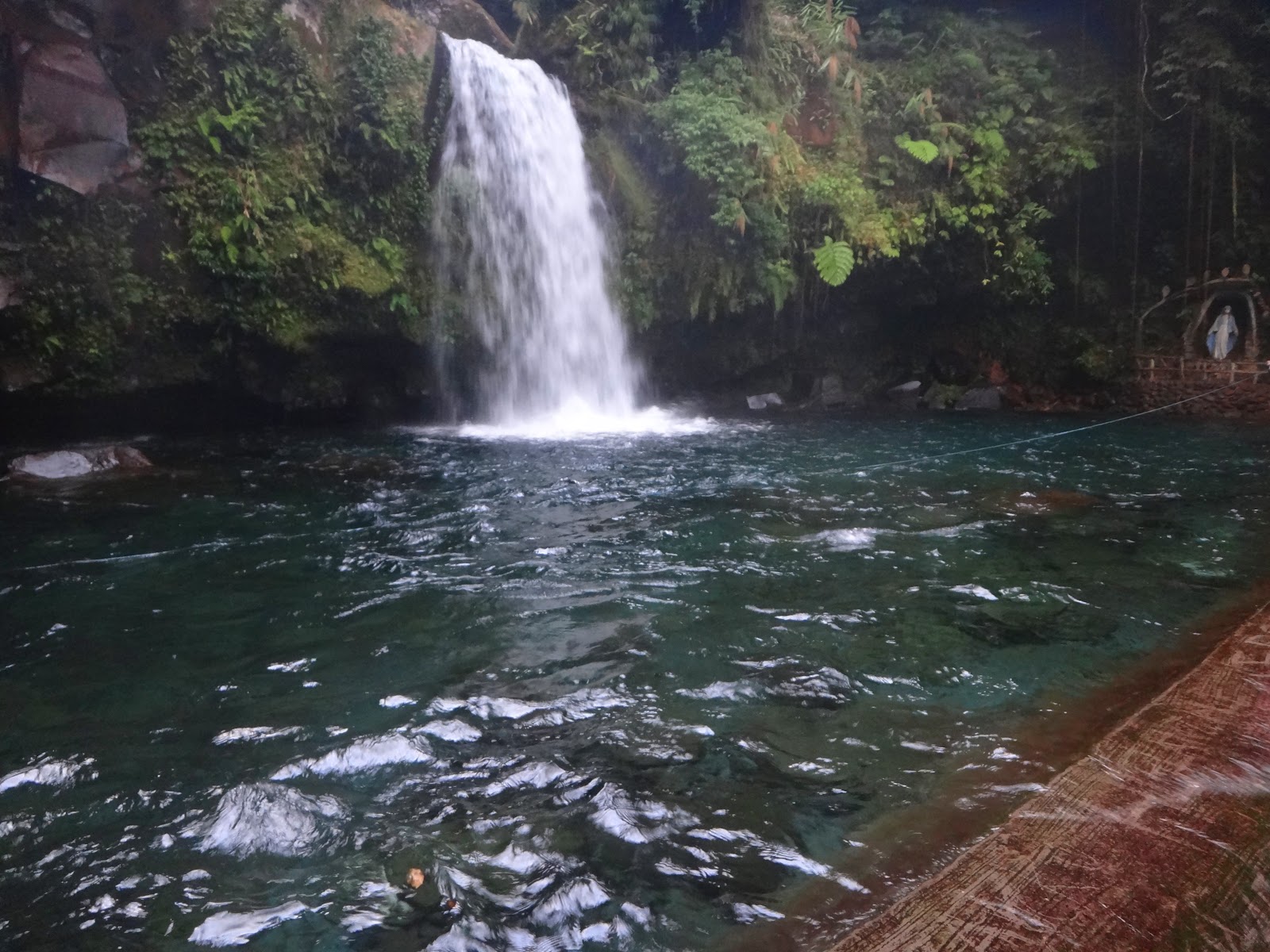 Our WANDERful JouRnEy!: Remarkably attractive Majayjay falls