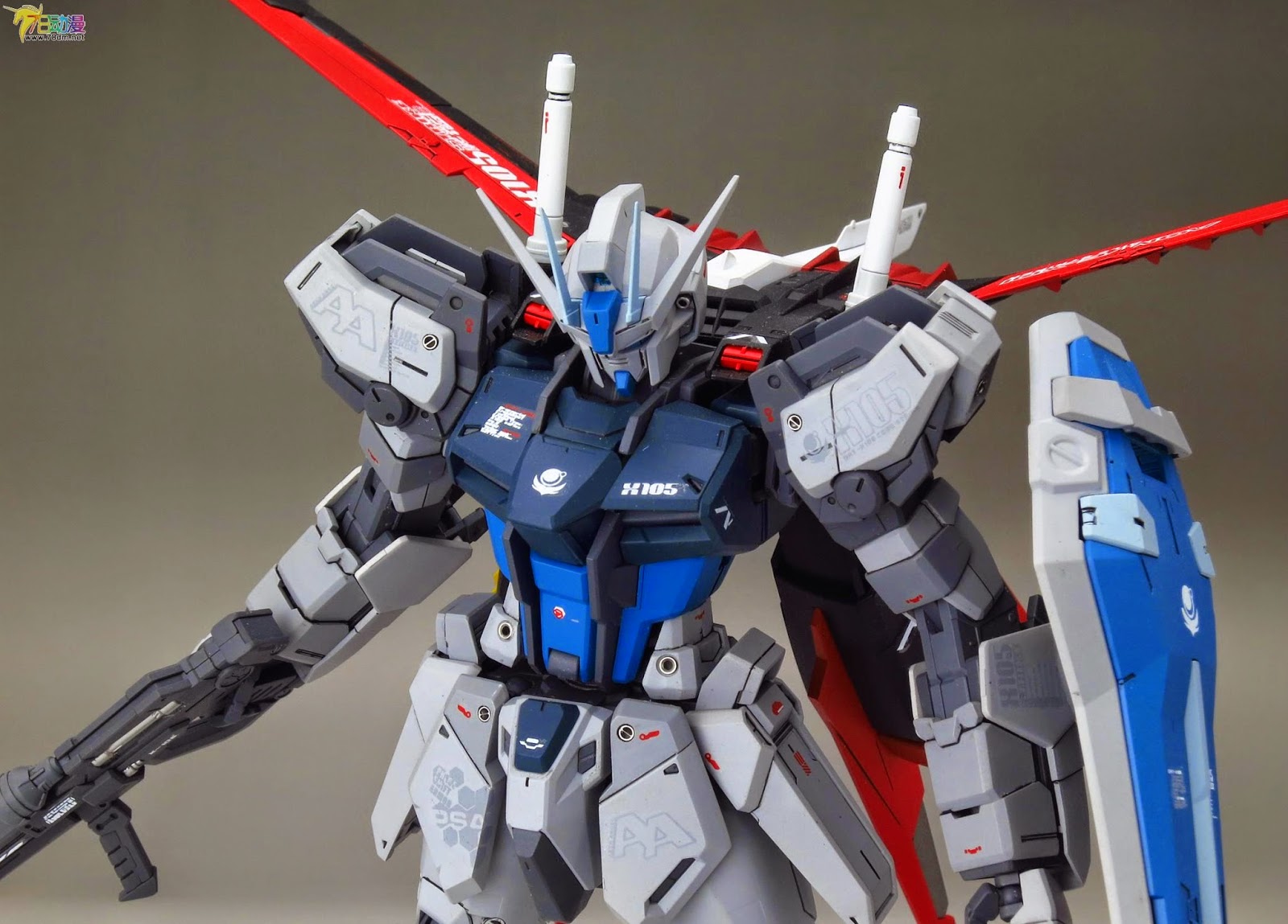 Gundam Family: MG 1/100 GAT-X105 Aile Strike Gundam Ver. RM "Phase ...
