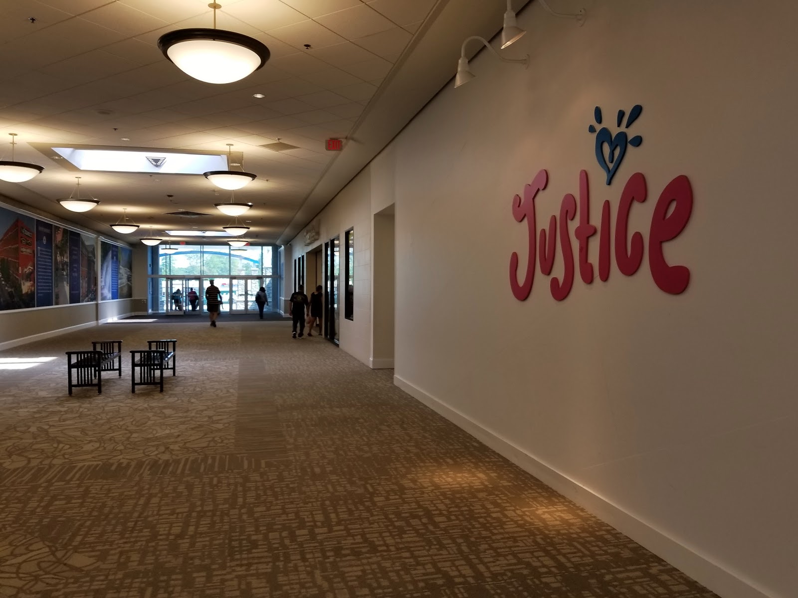 Dead and Dying retail