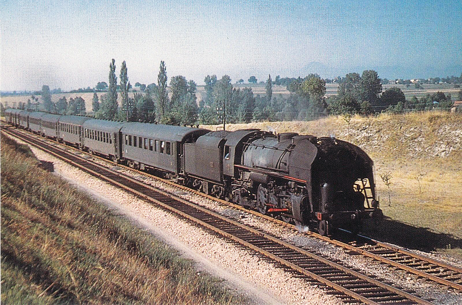 transpress nz: an SNCF 141R with a passenger train from Clermont ...