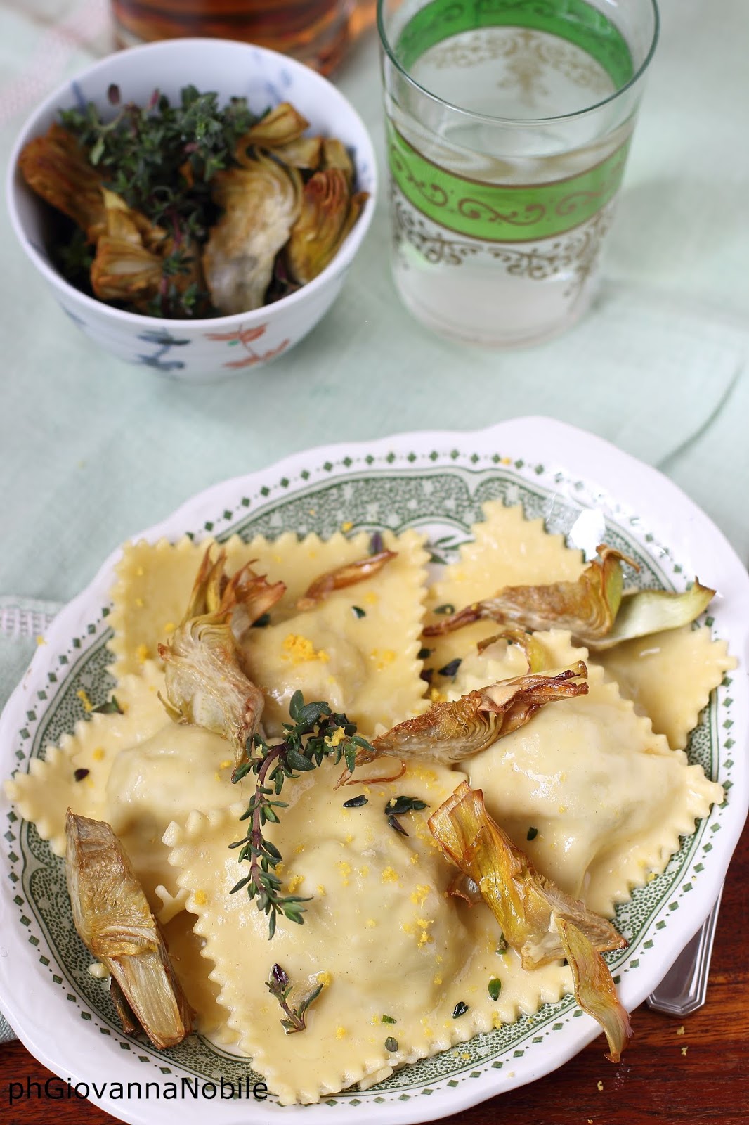 Ravioli di kamut e farro farciti con prosciutto cotto, ricotta Sairass ...
