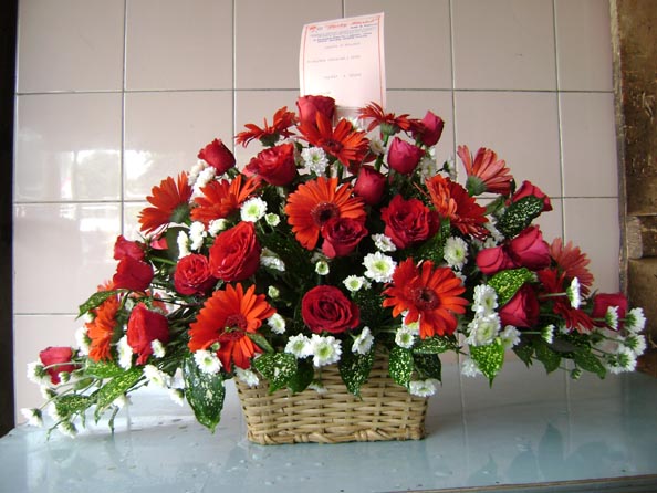 MANGGAR FLORIST: ANEKA RANGKAIAN BUNGA MEJA