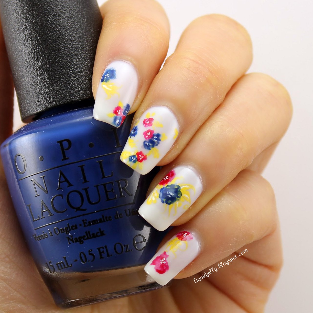 Liquid Jelly: [Nail-Art-A-Go-Go] Day 7: Primary