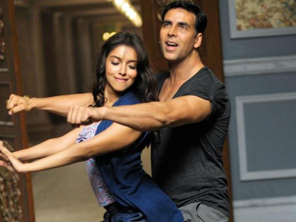 Asha Ashish: Right Now Now (New Promo Song) Housefull 2
