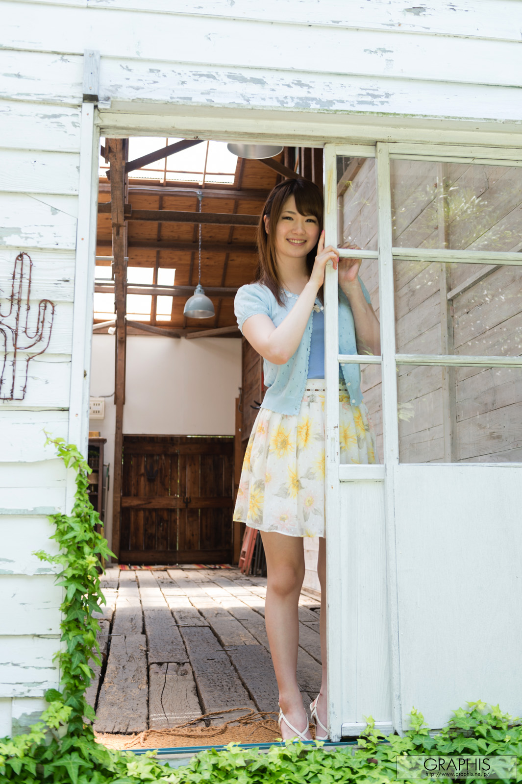 [Graphis] Yui Nishikawa – First Gravure No.125 - Tabakus Gallery with ...