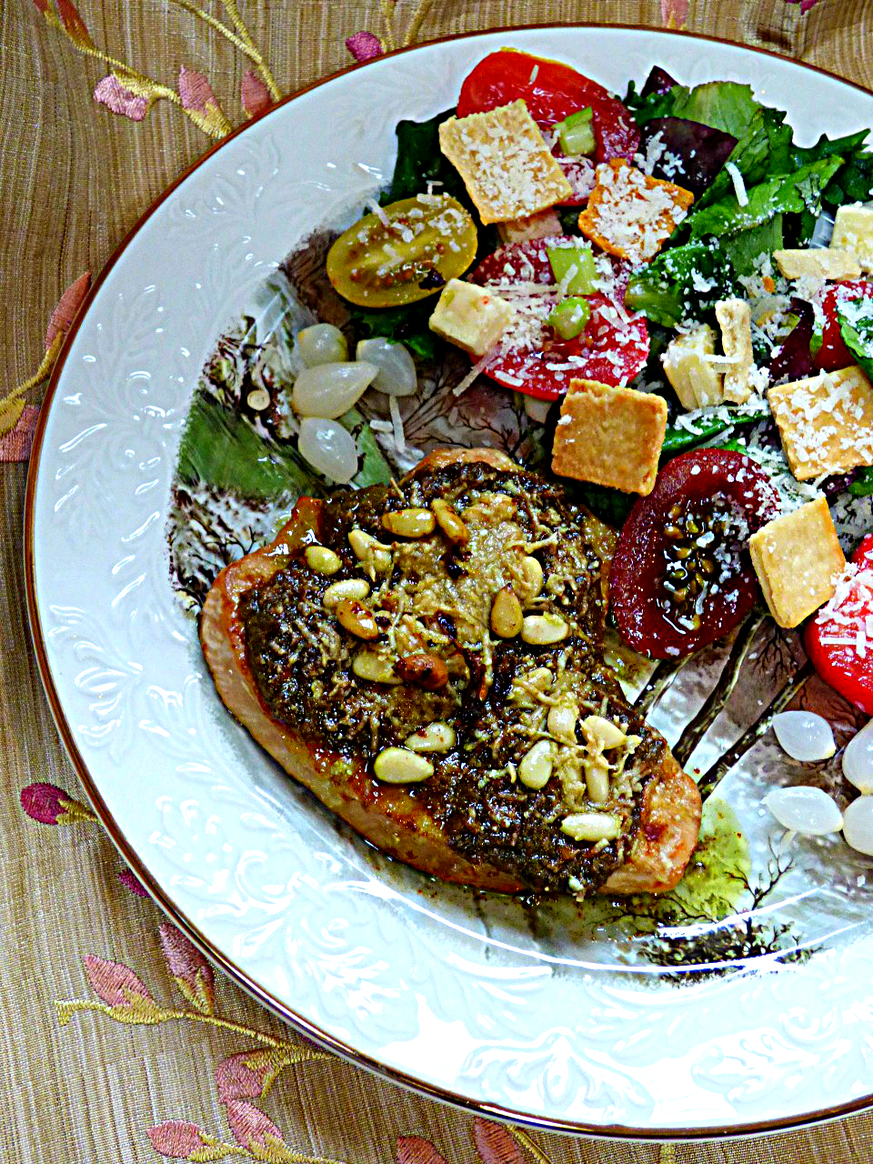 Chez Maximka: Turkey steaks with a parmesan and pesto crust