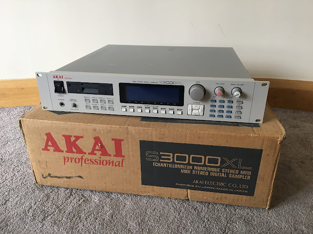 MATRIXSYNTH: Akai S3000XL Classic Sampler SN A9855-00445 w/ Original ...
