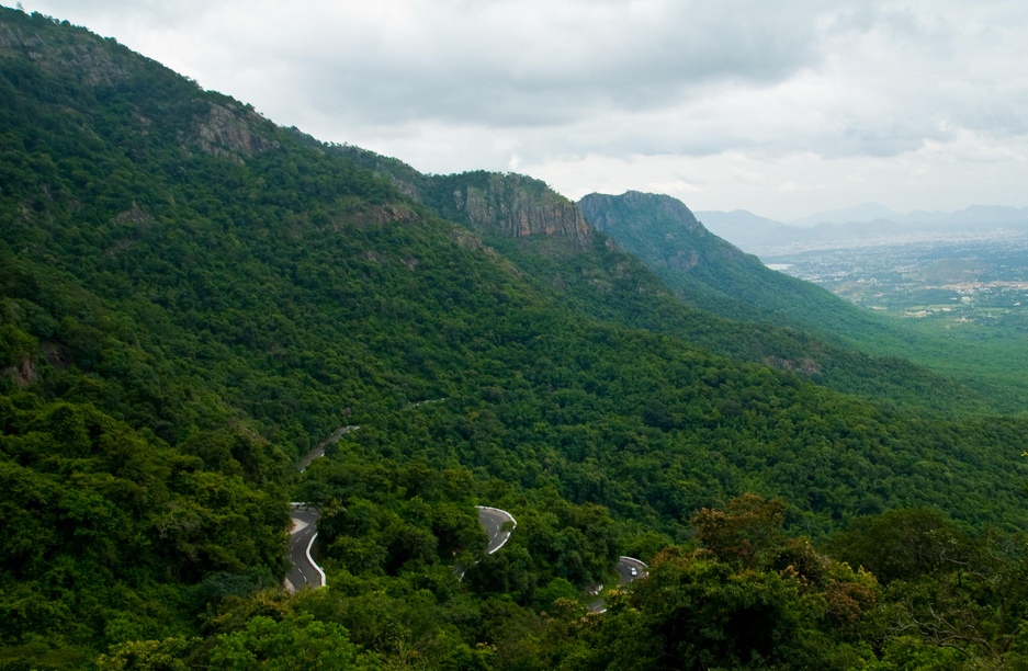 VaaLoo: Awesome Thimbam Ghat Hills Road-Tamil Nadu