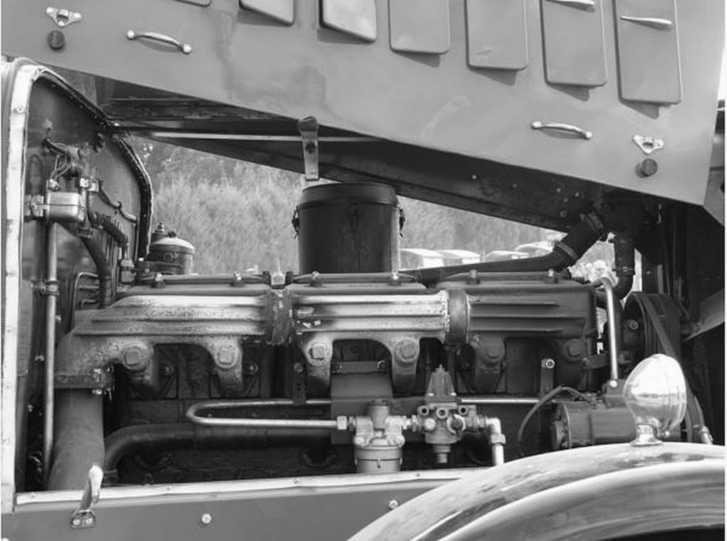 Panzerserra Bunker- Military Scale Models in 1/35 scale: Hanomag SS100 ...