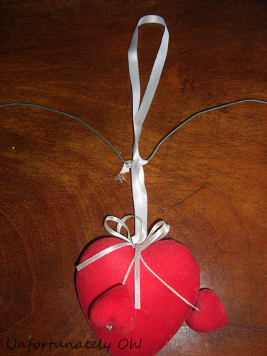 Unfortunately Oh!: Tutorial: Ruffled Heart Wreath