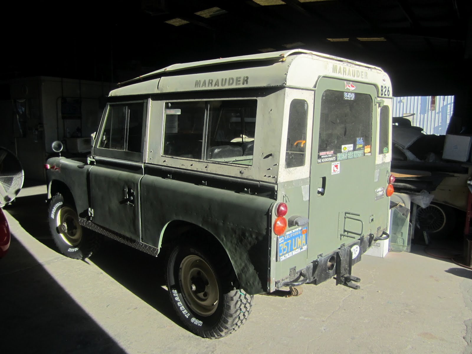 RAY HARWOOD'S JOURNAL: REAR BUMPER AND TOW HITCH ON 1972 LAND ROVER ...
