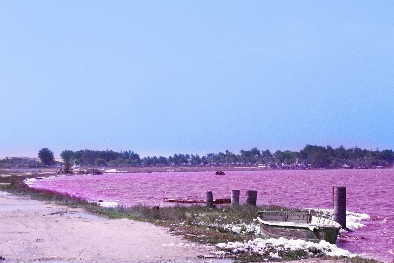 Visitar o LAGO ROSA no deserto do Senegal e ver os pescadores ...