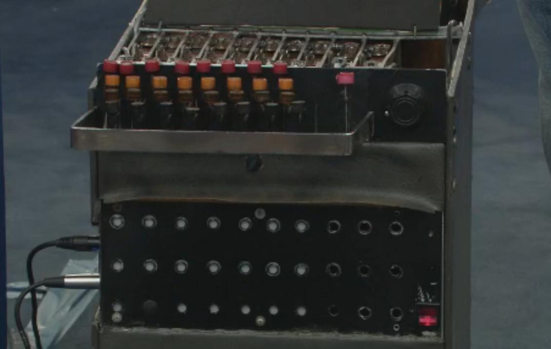 MATRIXSYNTH: The 1953 Charlie Douglass "Laff Box"