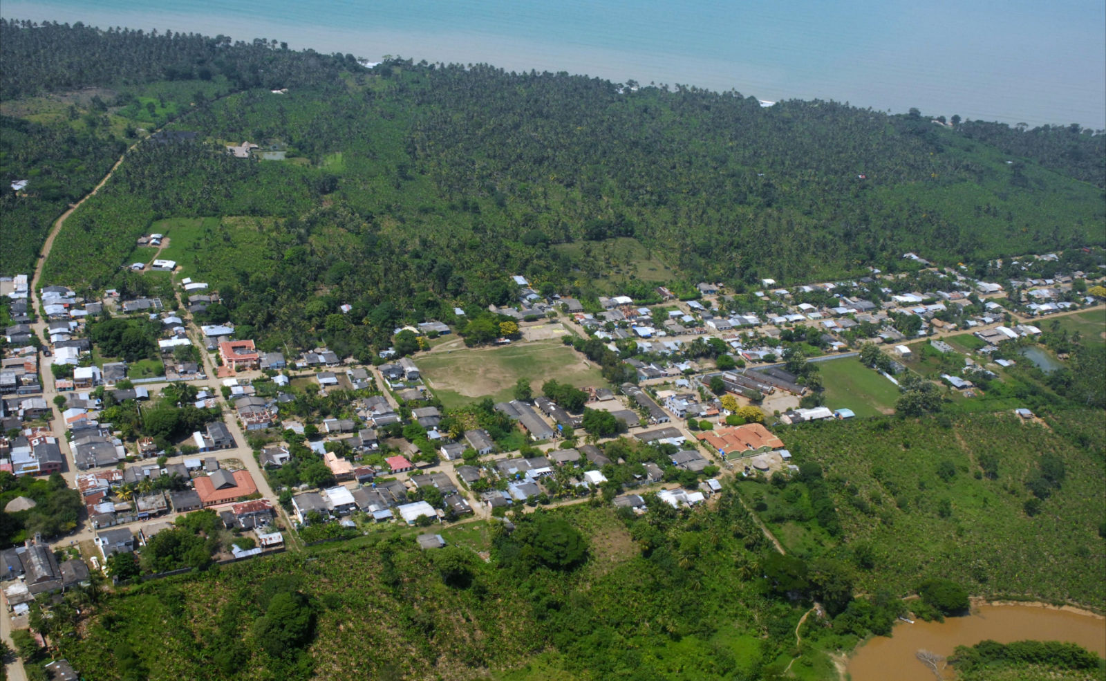 SAN JUAN DE URABA - ANTIOQUIA: FOTO AEREA DE SAN JUAN DE URABA