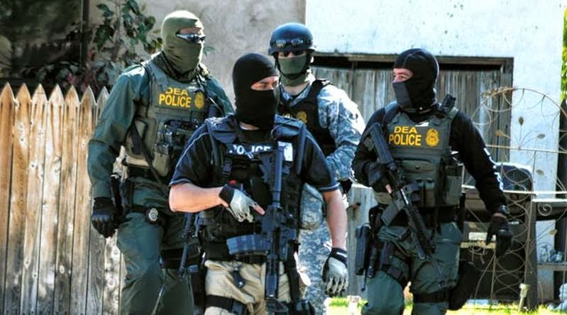 Chant du Départ: Soldiers of the King