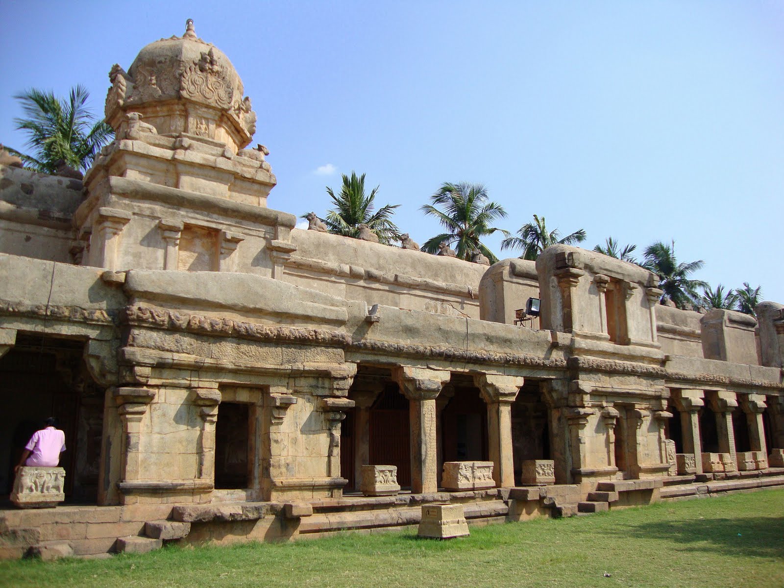 Ananth's Travel Dairies: Thanjavur - magnificient Dravidian architecture