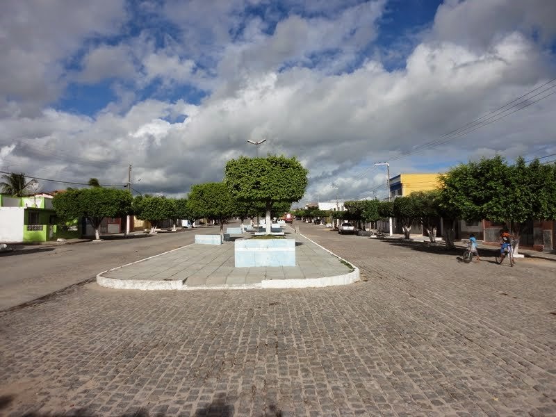 Canapi é alvo de constantes interrupções de energia elétrica - Blog de Igor