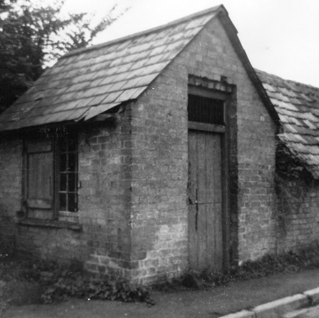 Roy's blog: CAMBRIDGESHIRE. Lock-ups at Needingworth, Orwell, Parson ...