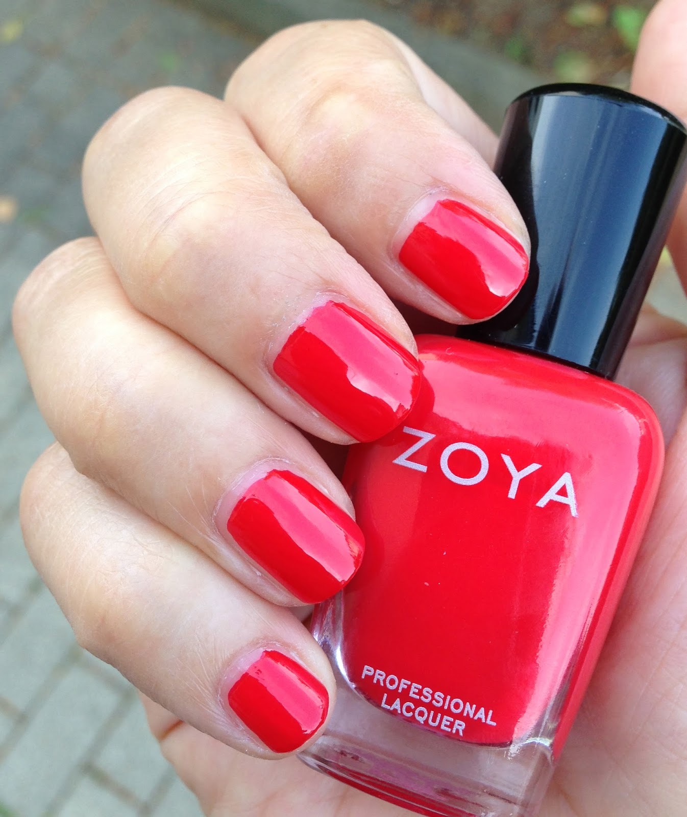 Polished Marvels: Nubbins week: Zoya Maura