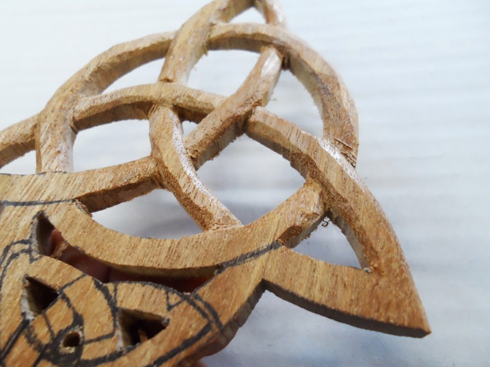 From the Desk of Murray Lincoln: Carving a Celtic Love Spoon – How to