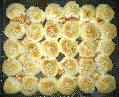Maryam's Culinary Wonders: 187. Pizza Pops