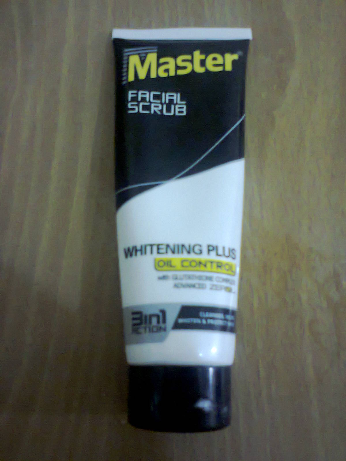 Master Facial Scrub Whitening Plus Oil Control - I Review