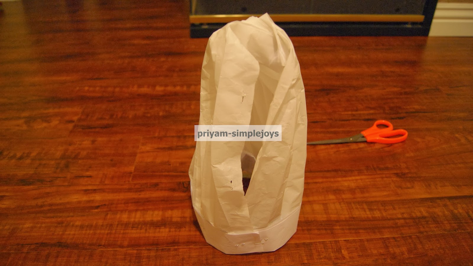 SimpleJoys: Paper Chef Hats