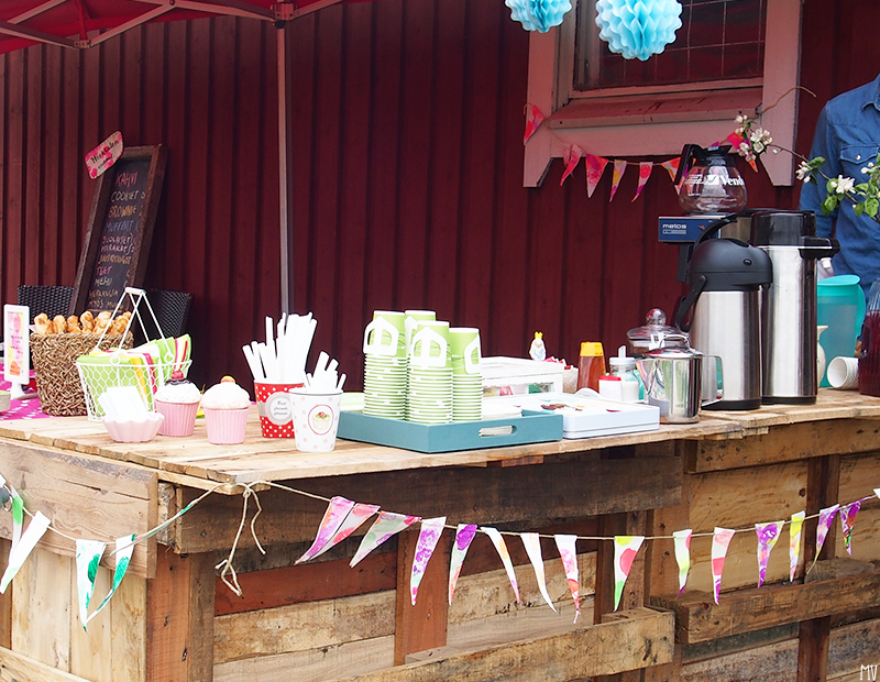 POP UP-KAHVILA HERKKULA | Kaakao kermavaahdolla