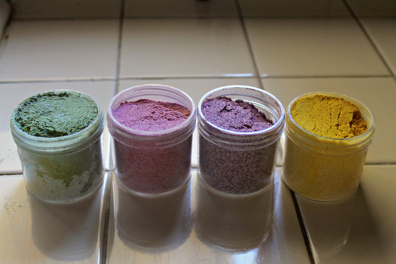 cute and peculiar: Have your paint and eat it too *Wee Can Too**