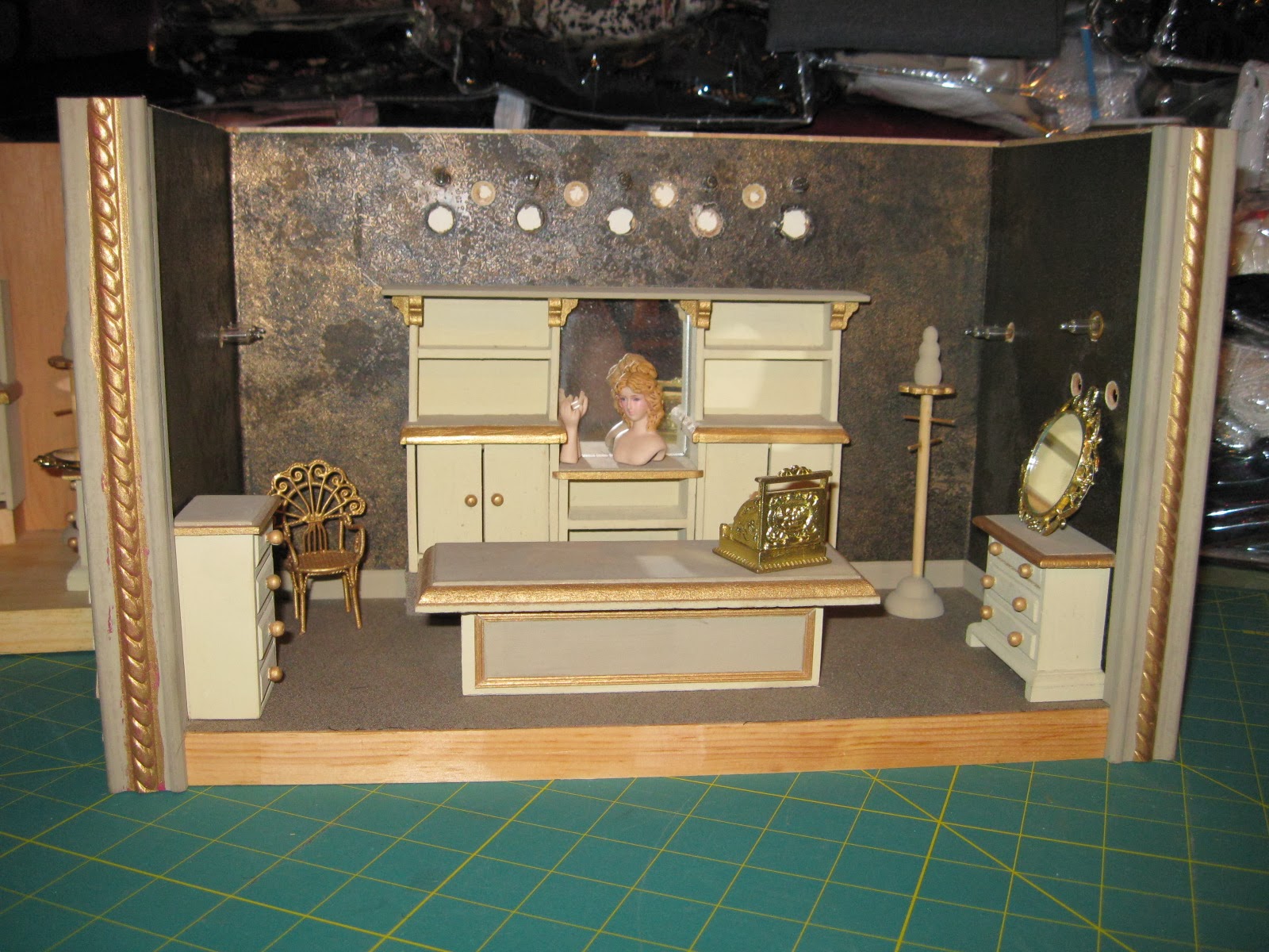 Linda J. Clarke - Textile Artist: Miniature Projects