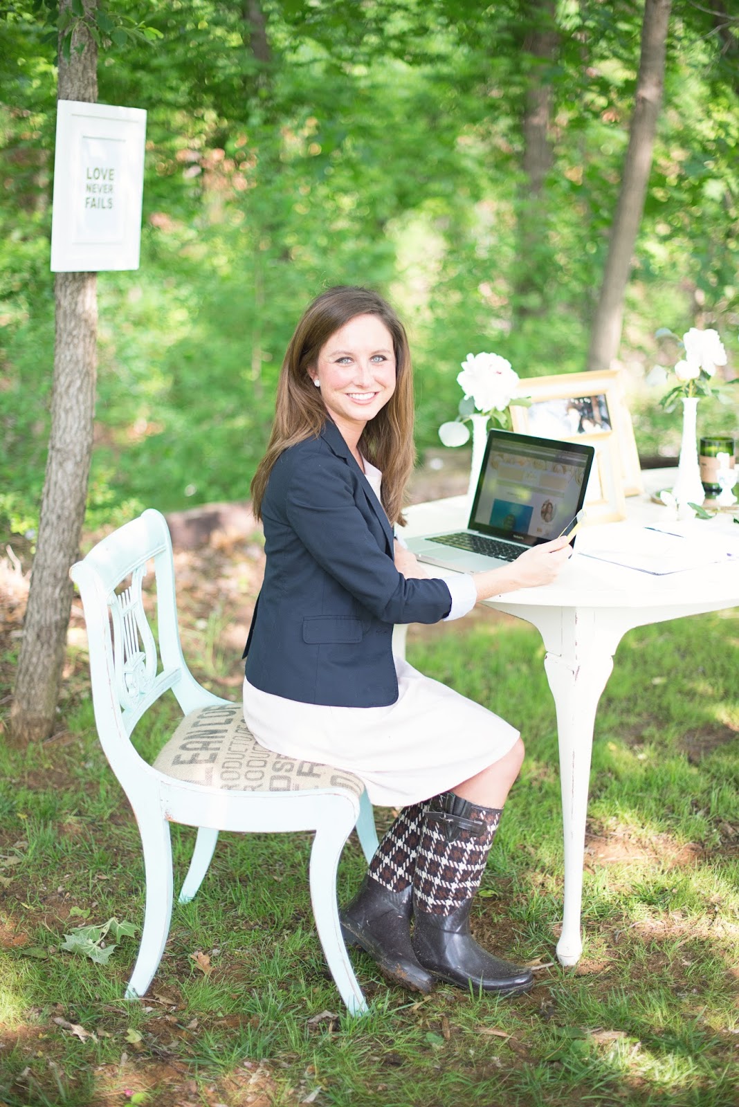 June Sponsors to Love - Michaela Noelle Designs