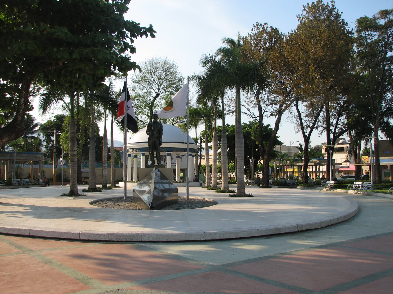 Bonao Internacional: EL PARQUE DUARTE DE BONAO : ANTES Y DESPUES DE LA ...