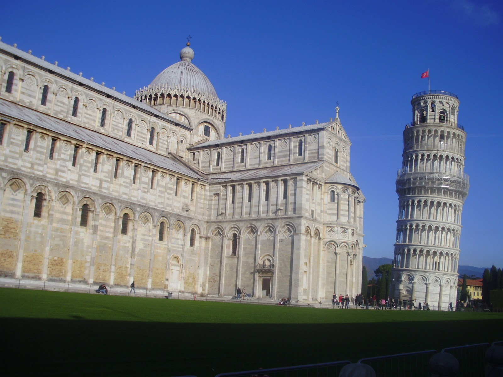 ITÁLIA: TORRE DE PISA / ITÁLIA