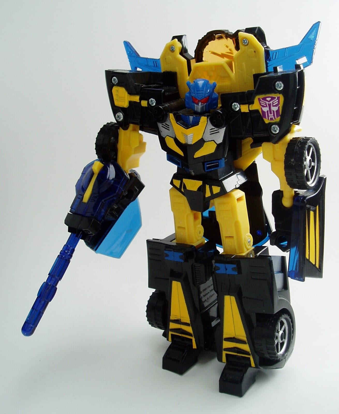 Blackrock's Toybox: Transformers Feature: Shattered Glass Goldbug
