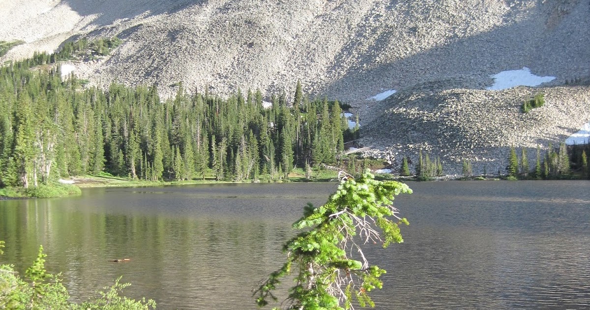 2016 hikes: Mitchell lakes, Blue lake and Mt Audubon