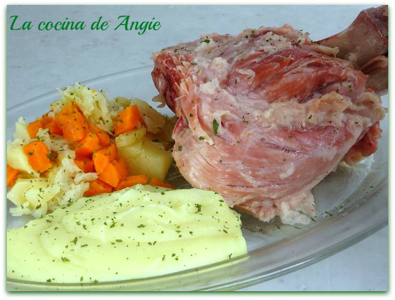 La cocina de Angie: CODILLO AL ESTILO ALEMÁN (Alemania)